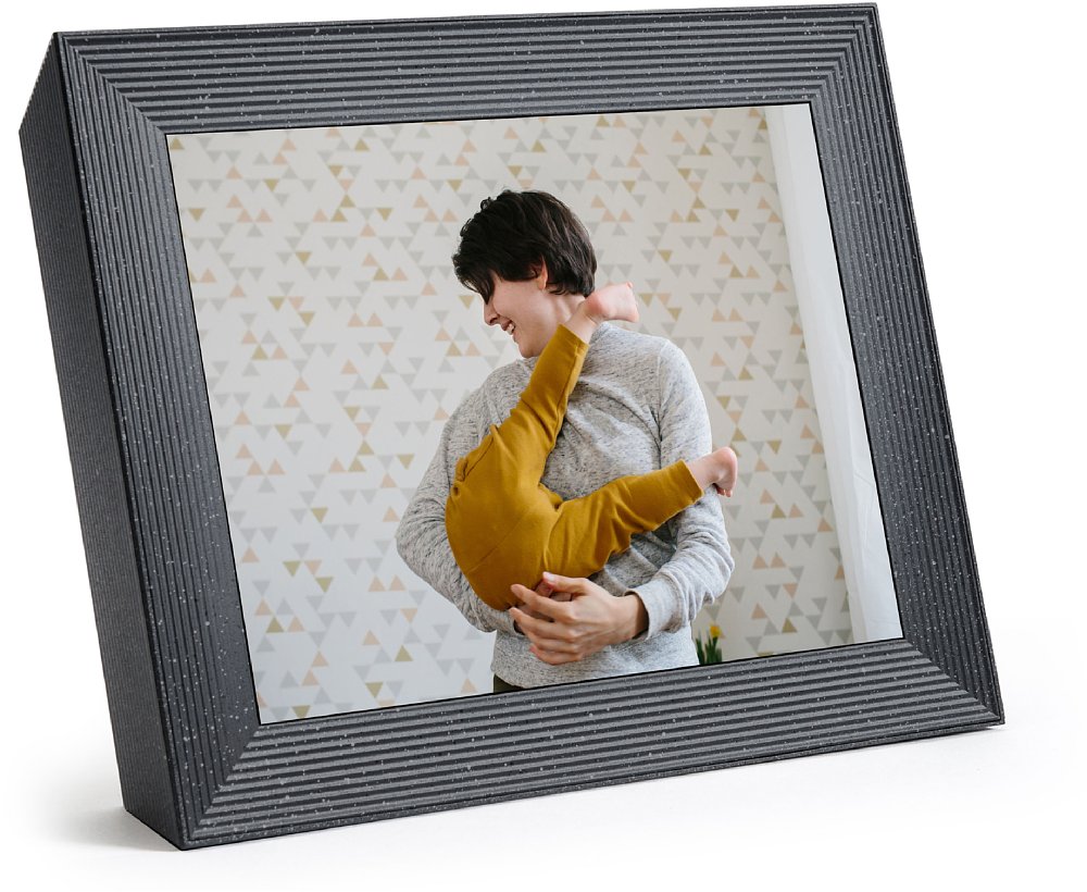 Aura Frames stellt drei Rahmen mit integrierten Lautsprechern vor ...