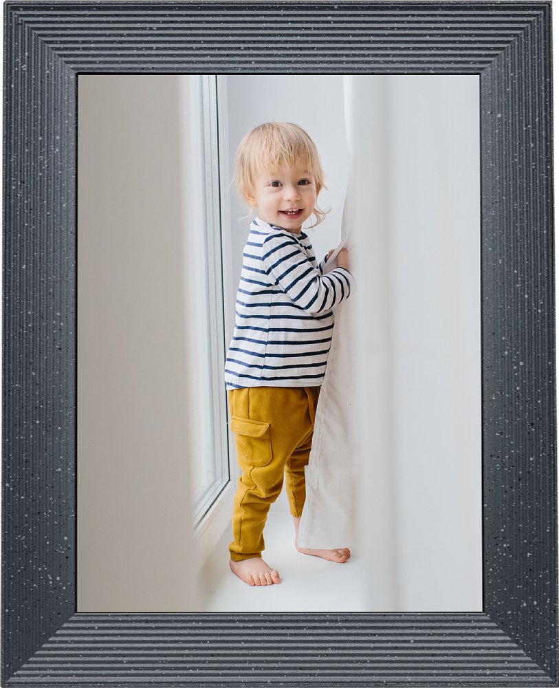 Aura Frames stellt drei Rahmen mit integrierten Lautsprechern vor ...